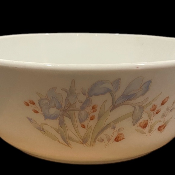 Pyrex | Kitchen | Vintage Pyrex Arcopal Blue Iris Baking Casserole Dish ...